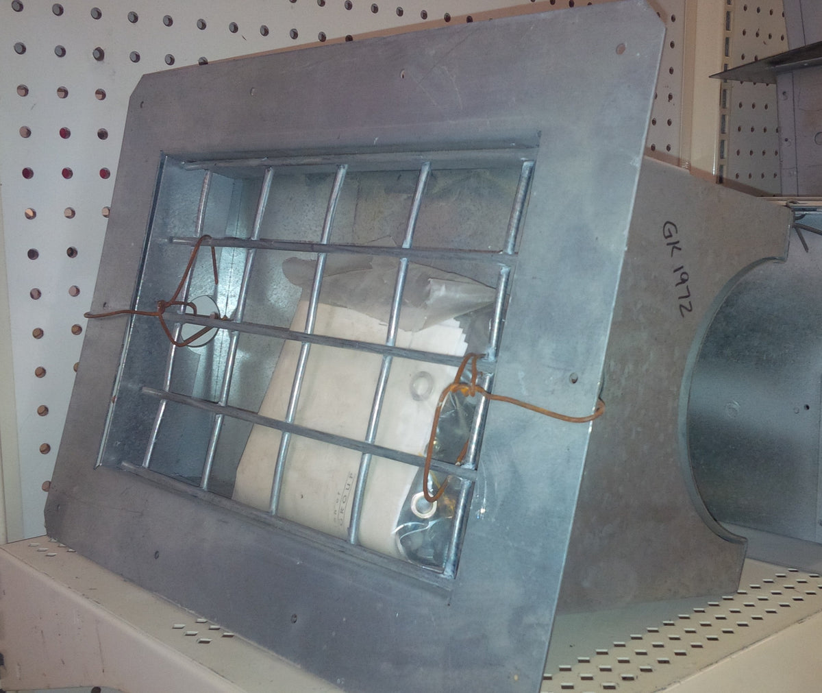 GK7920 Intermediate Well for 6" Unloads – MAS Parts Store